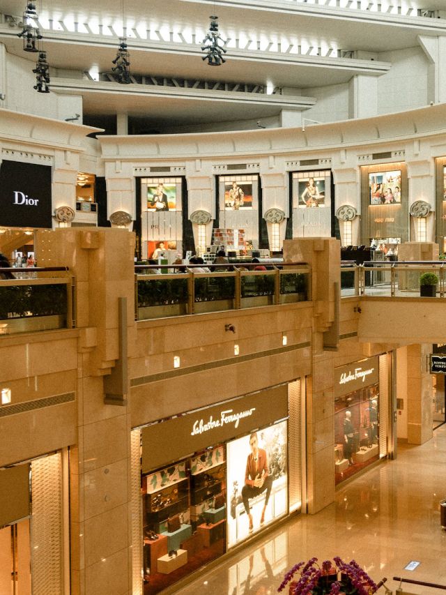 Discover the Top 10 Shopping Malls in Pune You Can't Miss!